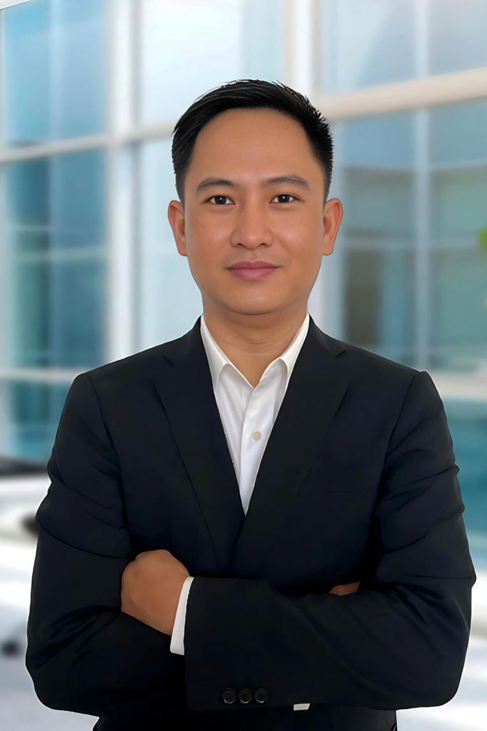 Nguyễn Hoàng Tân - Master Learning Hub Academy - Microsoft Global Training Partner